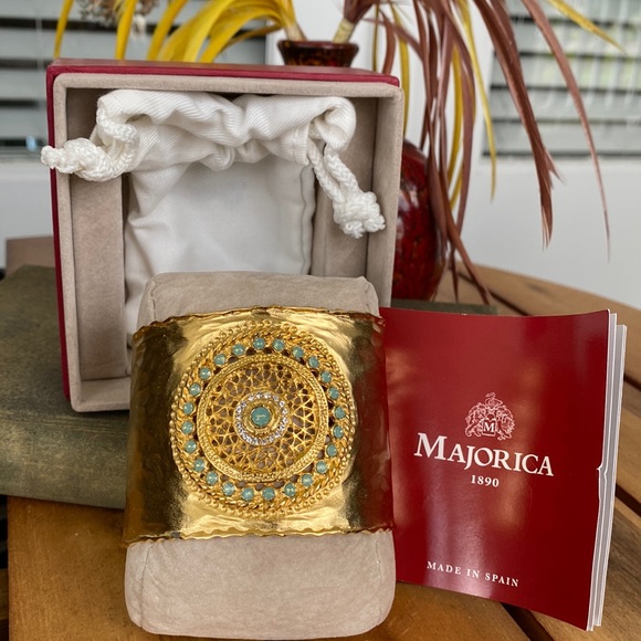 Majorica | Jewelry | Majorica Bangle Bracelet With Blue And Faux ...